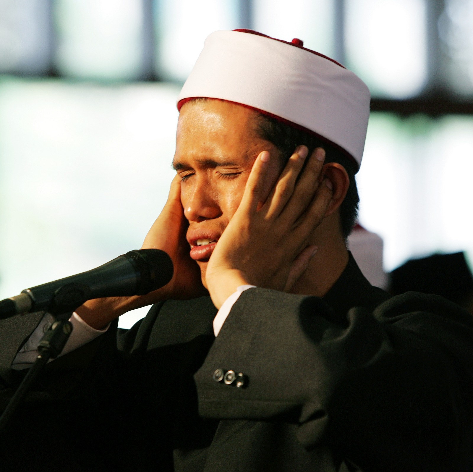 How Long Is The Time Between Adhan And Iqamah